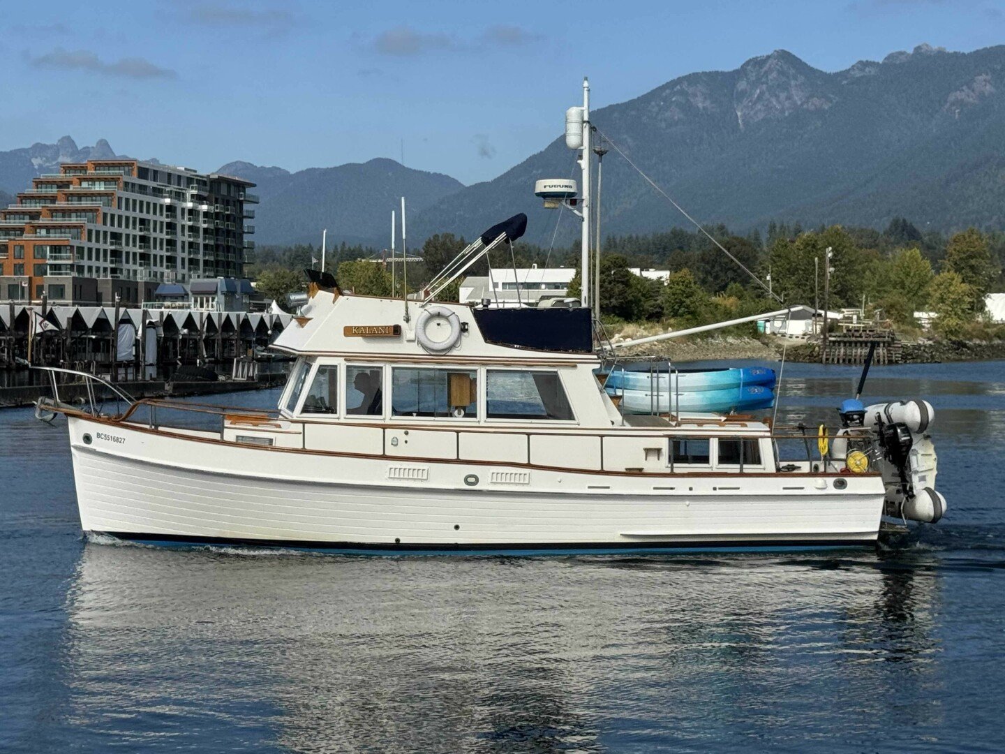 1974 Grand Banks 36 Classic - Kalani | Yacht BC Yacht Sales